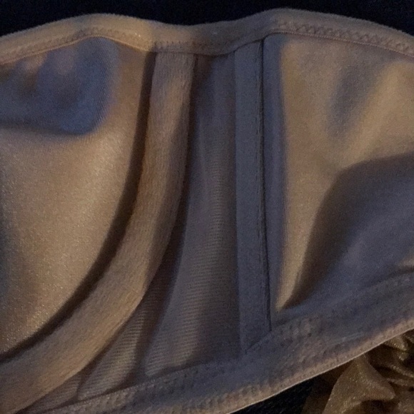 Wacoal | Intimates & Sleepwear | Nwt Wacoal Naturally Strapless ...